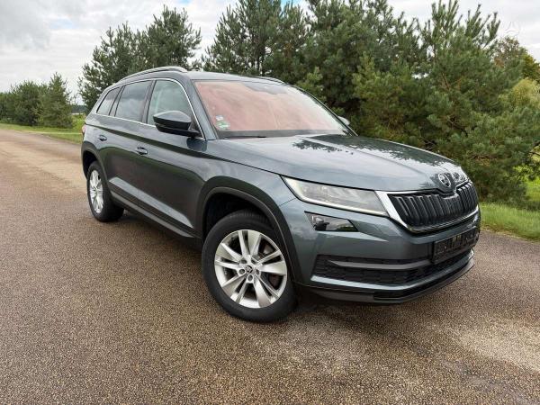 Skoda Kodiaq 2018 in Prienai on AUTOMOTO.COM.LV Grey Skoda Kodiaq 2018 in Prienai, with an engine capacity of 1.97 L and mileage of 274 thousand km for 16100 €, photo 4 on AUTOMOTO.COM.LV