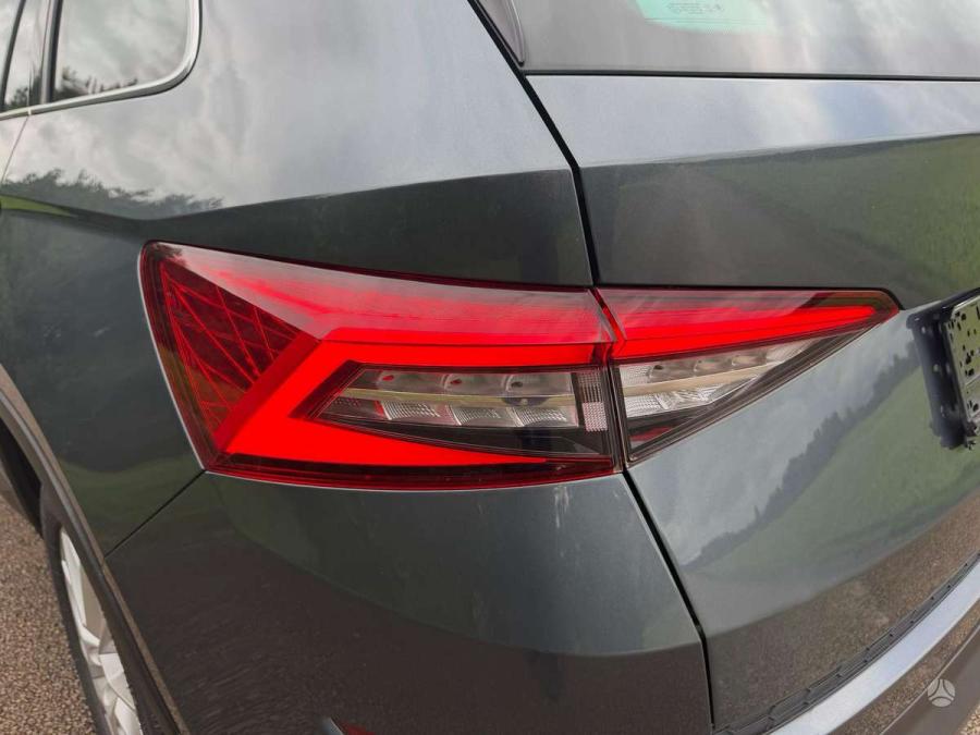Grey Skoda Kodiaq 2018 in Prienai, with an engine capacity of 1.97 L and mileage of 274 thousand km for 16100 €, photo 12 on AUTOMOTO.COM.LV