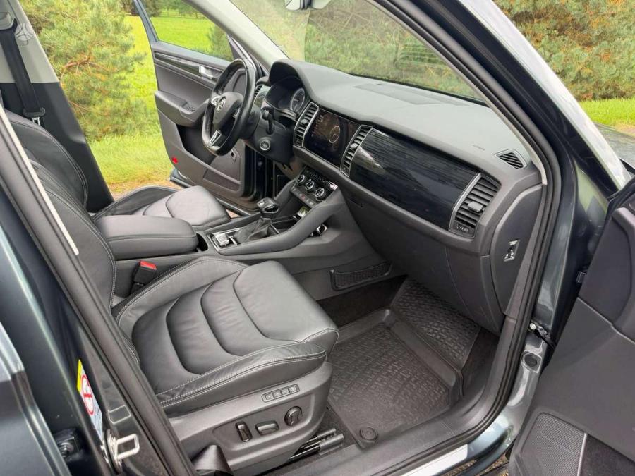 Grey Skoda Kodiaq 2018 in Prienai, with an engine capacity of 1.97 L and mileage of 274 thousand km for 16100 €, photo 20 on AUTOMOTO.COM.LV