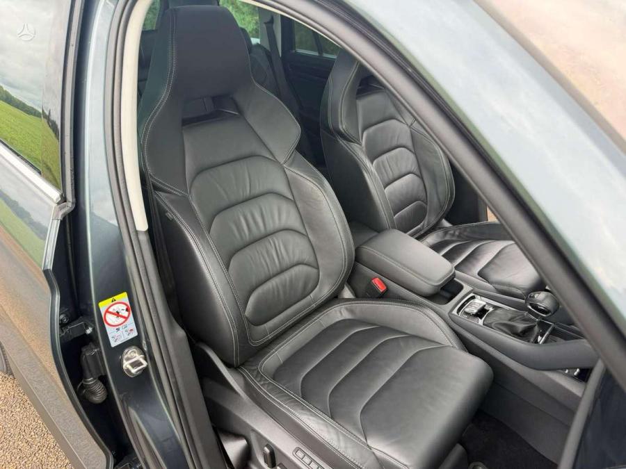 Grey Skoda Kodiaq 2018 in Prienai, with an engine capacity of 1.97 L and mileage of 274 thousand km for 16100 €, photo 21 on AUTOMOTO.COM.LV
