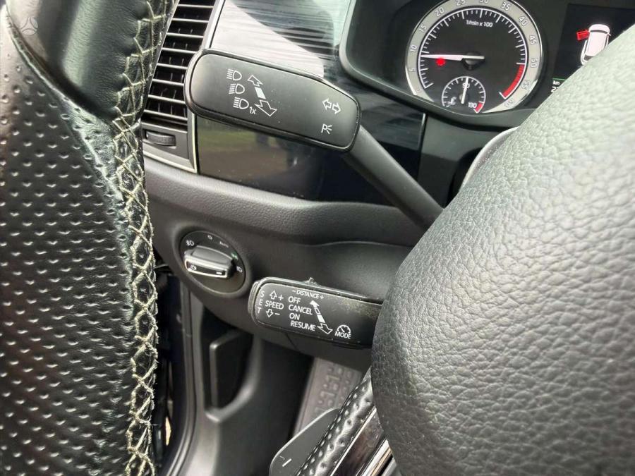 Grey Skoda Kodiaq 2018 in Prienai, with an engine capacity of 1.97 L and mileage of 274 thousand km for 16100 €, photo 29 on AUTOMOTO.COM.LV