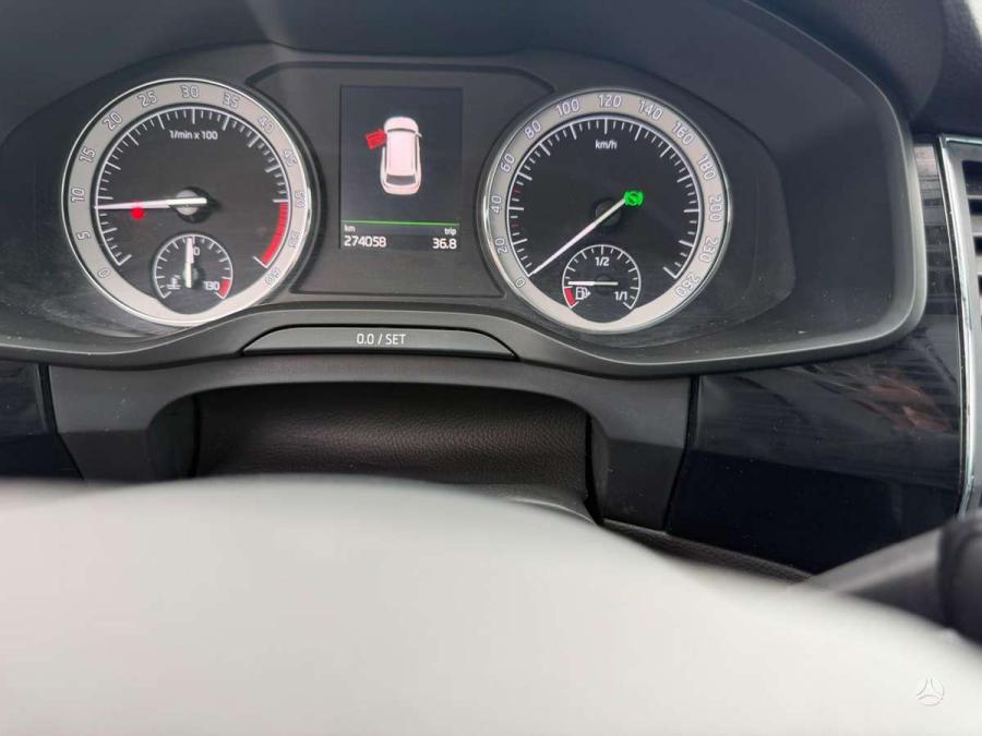 Grey Skoda Kodiaq 2018 in Prienai, with an engine capacity of 1.97 L and mileage of 274 thousand km for 16100 €, photo 32 on AUTOMOTO.COM.LV