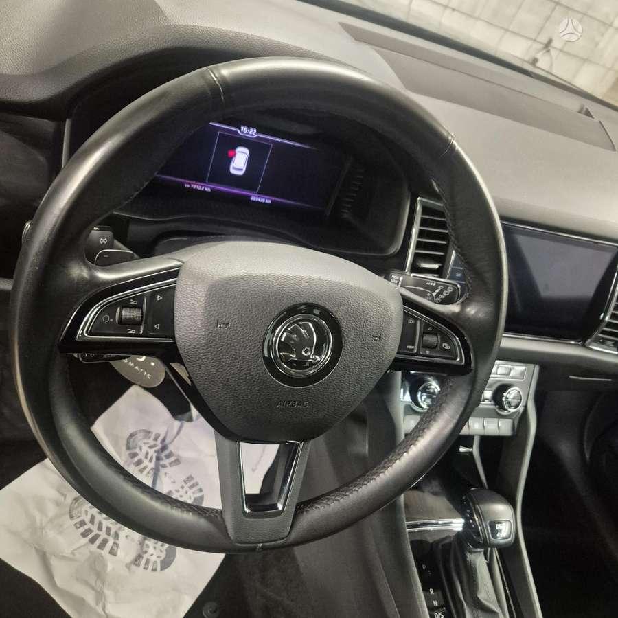 Grey Skoda Kodiaq 2019 in Kaunas, with an engine capacity of 1.97 L and mileage of 260 thousand km for 19650 €, photo 5 on AUTOMOTO.COM.LV