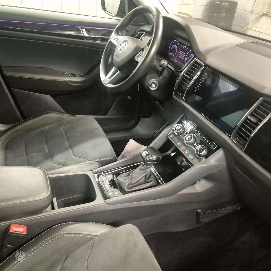 Grey Skoda Kodiaq 2019 in Kaunas, with an engine capacity of 1.97 L and mileage of 260 thousand km for 19650 €, photo 12 on AUTOMOTO.COM.LV
