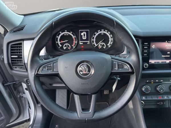Pelēks Skoda Kodiaq 2019 Kauņa, ar dzinēja tilpumu 1.50 L un nobraukumu 89 tūkst. km par 25263 €, foto 10 vietnē AUTOMOTO.COM.LV