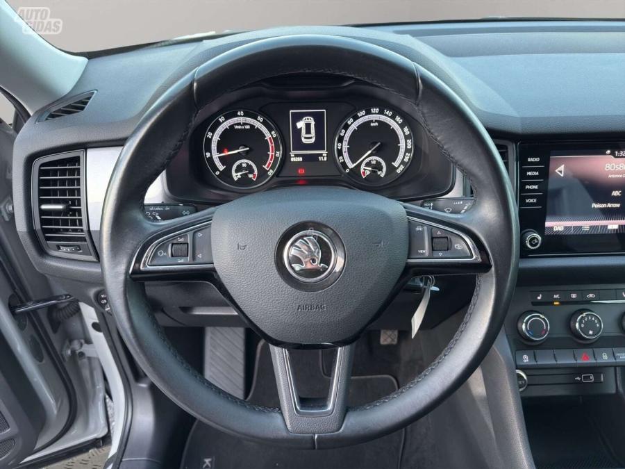 Grey Skoda Kodiaq 2019 in Kaunas, with an engine capacity of 1.50 L and mileage of 89 thousand km for 25263 €, photo 10 on AUTOMOTO.COM.LV