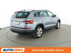 Grey Skoda Kodiaq 2019 in Kaunas, with an engine capacity of 1.50 L and mileage of 86 thousand km for 26427 €, photo 6 on AUTOMOTO.COM.LV