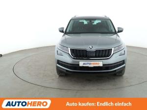 Grey Skoda Kodiaq 2019 in Kaunas, with an engine capacity of 1.50 L and mileage of 86 thousand km for 26427 €, photo 9 on AUTOMOTO.COM.LV