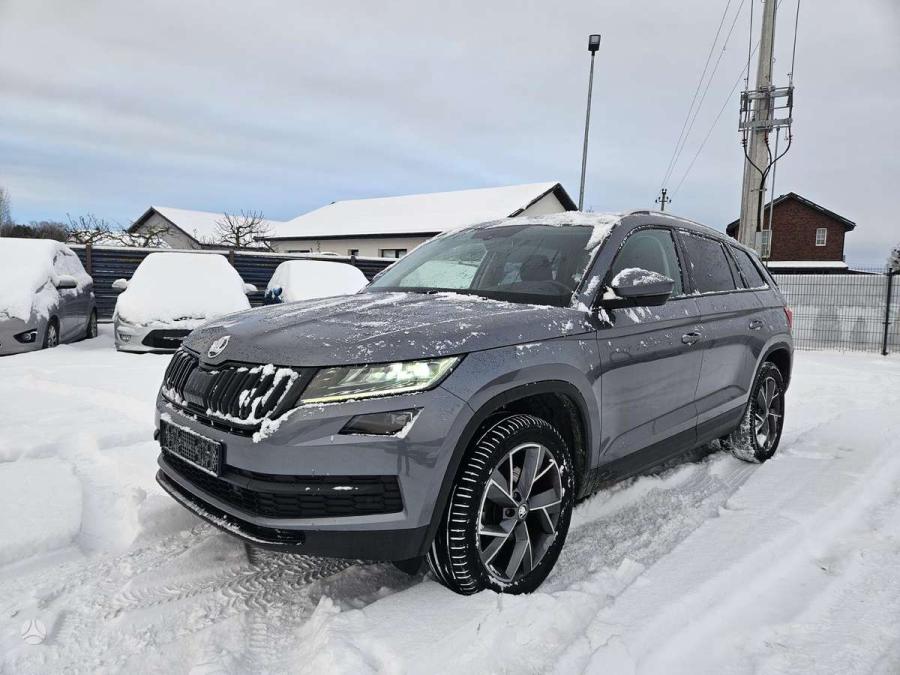 Pelēks Skoda Kodiaq 2019 Kauņa, ar dzinēja tilpumu 1.50 L un nobraukumu 150 tūkst. km par 13850 €, foto 1 vietnē AUTOMOTO.COM.LV