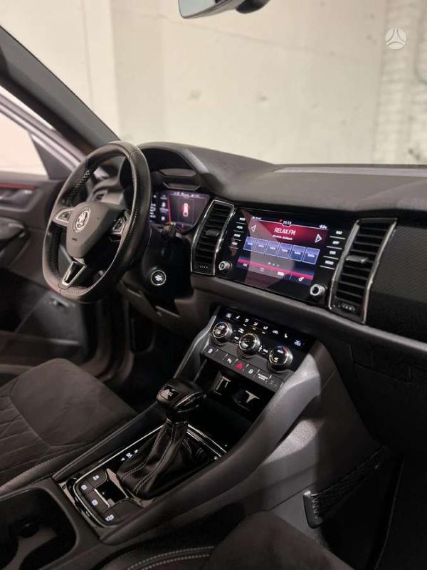 Pelēks Skoda Kodiaq 2019 Klaipėda, ar dzinēja tilpumu 1.50 L un nobraukumu 177 tūkst. km par 20999 €, foto 2 vietnē AUTOMOTO.COM.LV