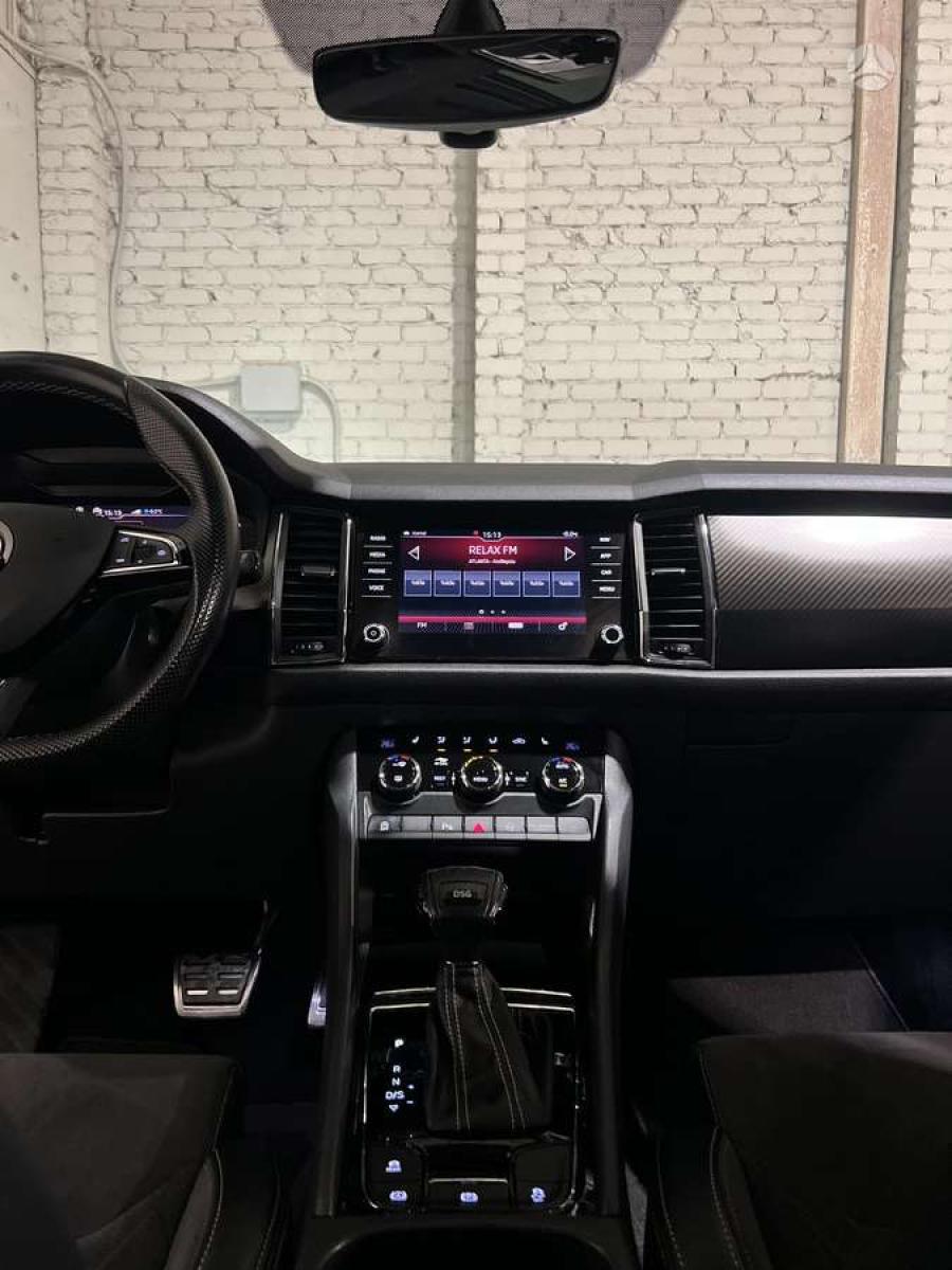 Grey Skoda Kodiaq 2019 in Klaipeda, with an engine capacity of 1.50 L and mileage of 177 thousand km for 20999 €, photo 13 on AUTOMOTO.COM.LV