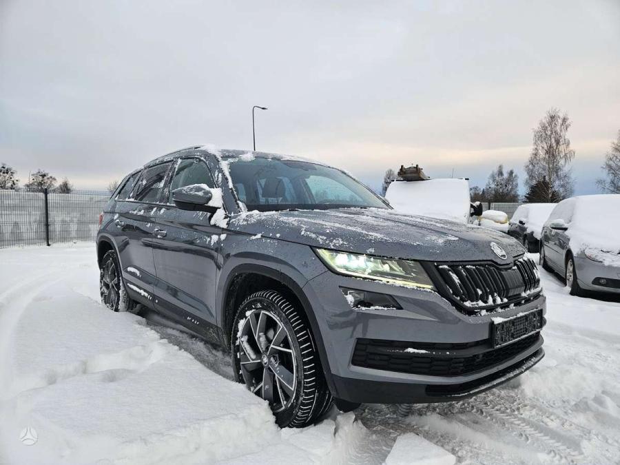 Pelēks Skoda Kodiaq 2019 Kauņa, ar dzinēja tilpumu 1.50 L un nobraukumu 155 tūkst. km par 13500 €, foto 4 vietnē AUTOMOTO.COM.LV