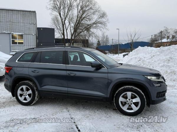 Серый Шкода Kodiaq 2019 в Таллин, объемом двигателя 2.00 л и пробегом 126 тыс. км за 24000 €, фото 3 на AUTOMOTO.COM.LV