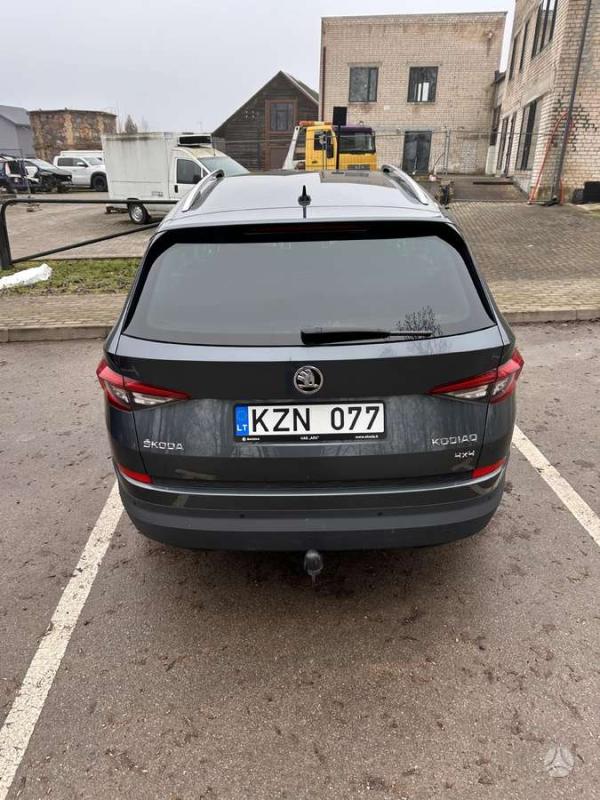 Pelēks Skoda Kodiaq 2019 Šalčininkai, ar dzinēja tilpumu 1.97 L un nobraukumu 23 tūkst. km par 24000 €, foto 6 vietnē AUTOMOTO.COM.LV