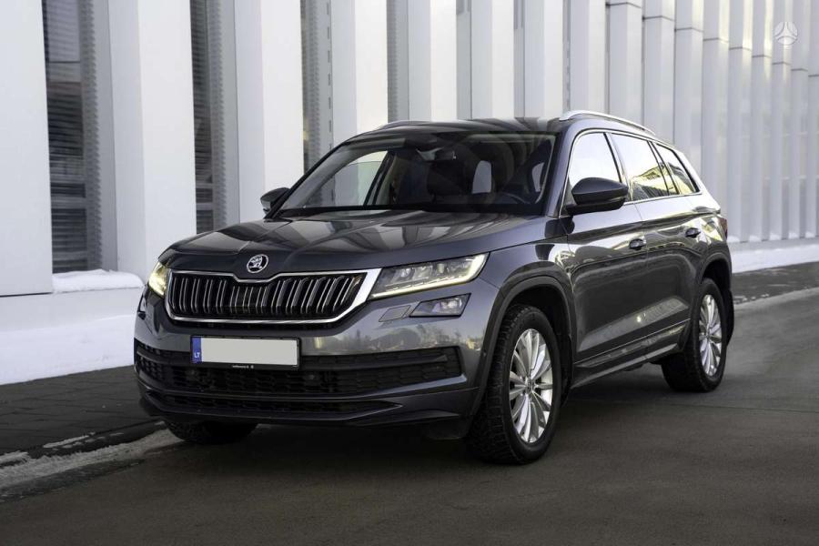 Grey Skoda Kodiaq 2019 in Vilnius, with an engine capacity of 1.97 L and mileage of 151 thousand km for 25900 €, photo 1 on AUTOMOTO.COM.LV