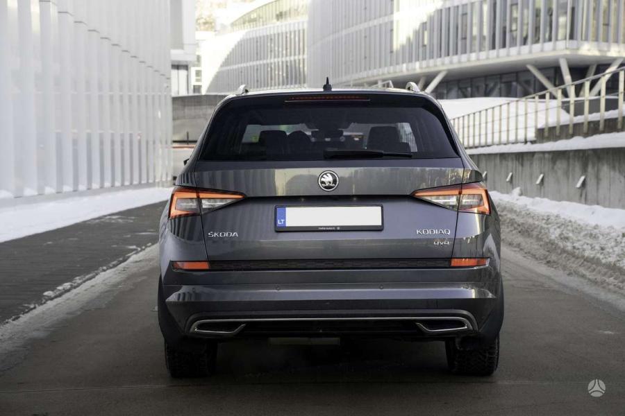 Grey Skoda Kodiaq 2019 in Vilnius, with an engine capacity of 1.97 L and mileage of 151 thousand km for 25900 €, photo 3 on AUTOMOTO.COM.LV