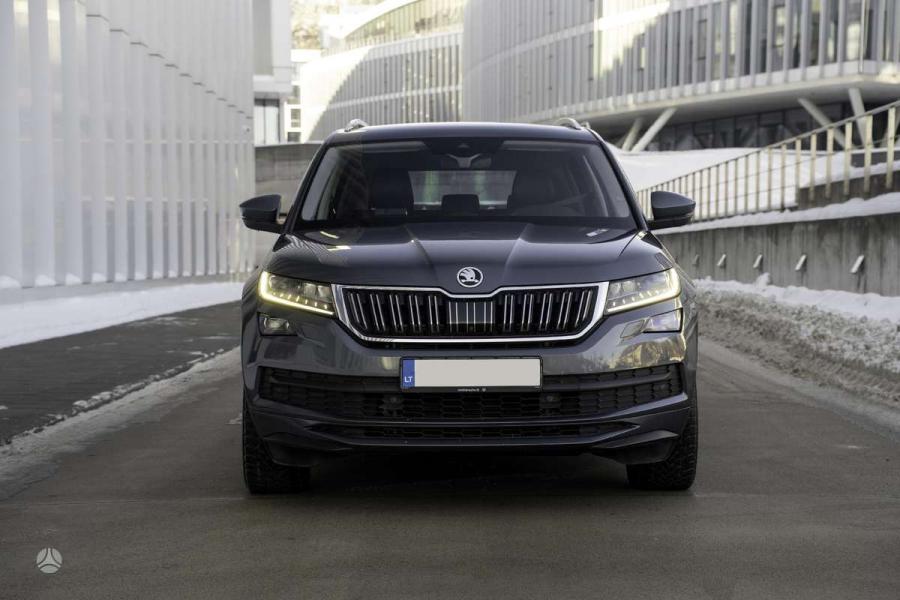 Grey Skoda Kodiaq 2019 in Vilnius, with an engine capacity of 1.97 L and mileage of 151 thousand km for 25900 €, photo 7 on AUTOMOTO.COM.LV