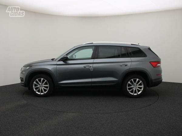 Pelēks Skoda Kodiaq 2019 Viļņa, ar dzinēja tilpumu 1.50 L un nobraukumu 210 tūkst. km par 17999 €, foto 6 vietnē AUTOMOTO.COM.LV
