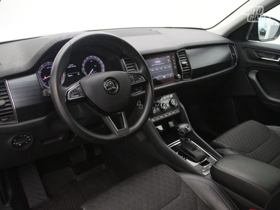 Grey Skoda Kodiaq 2019 in Vilnius, with an engine capacity of 1.50 L and mileage of 210 thousand km for 17999 €, photo 16 on AUTOMOTO.COM.LV