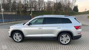 Grey Skoda Kodiaq 2019 in Vilnius, with an engine capacity of 2.00 L and mileage of 275 thousand km for 16900 €, photo 6 on AUTOMOTO.COM.LV