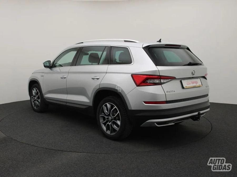 Grey Skoda Kodiaq 2019 in Vilnius, with an engine capacity of 2.00 L and mileage of 129 thousand km for 22899 €, photo 8 on AUTOMOTO.COM.LV