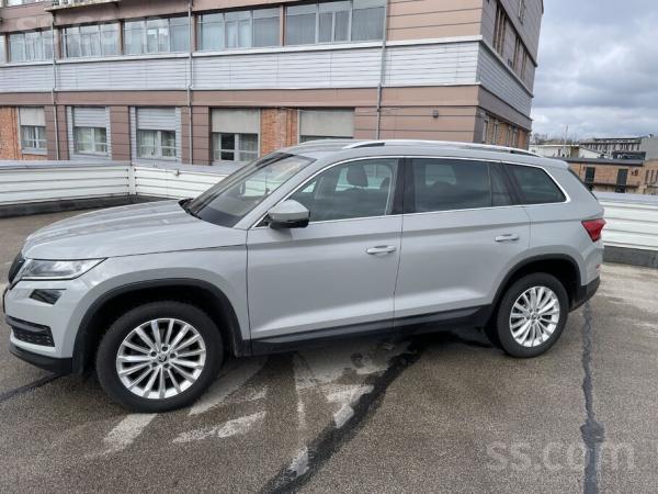 Grey Skoda Kodiaq 2019 in Riga, with an engine capacity of 2.00 L and mileage of 143 thousand km for 23000 €, photo 2 on AUTOMOTO.COM.LV
