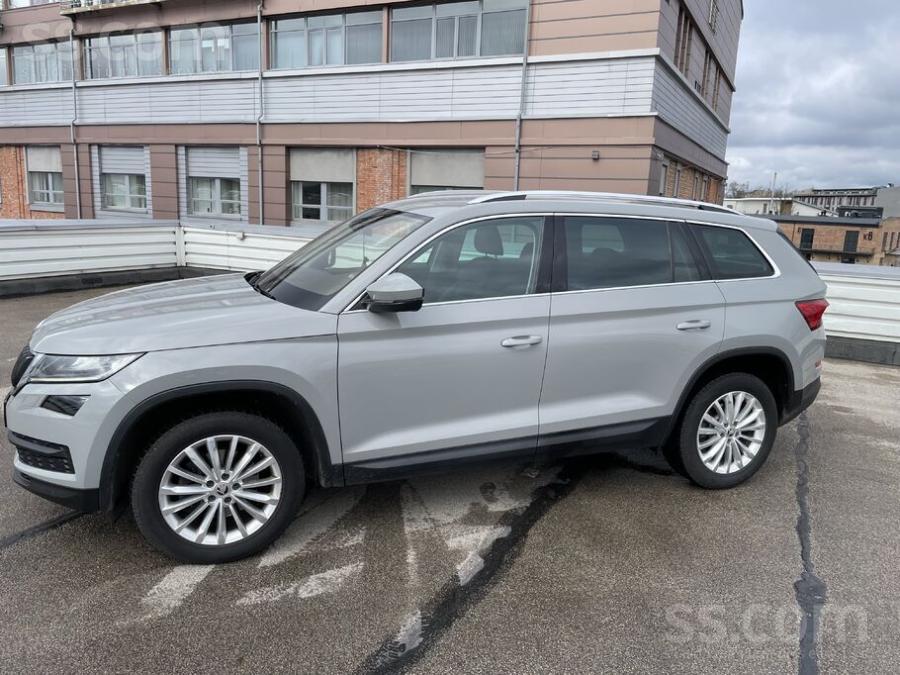 Серый Шкода Kodiaq 2019 в Рига, объемом двигателя 2.00 л и пробегом 143 тыс. км за 23000 €, фото 3 на AUTOMOTO.COM.LV