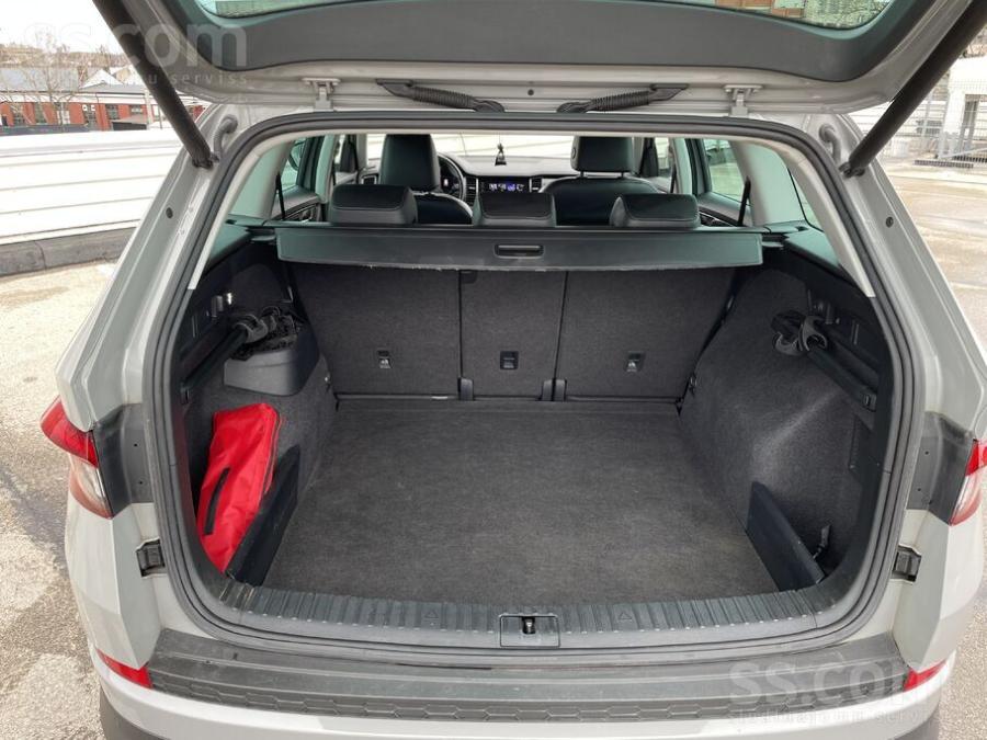 Серый Шкода Kodiaq 2019 в Рига, объемом двигателя 2.00 л и пробегом 143 тыс. км за 23000 €, фото 6 на AUTOMOTO.COM.LV