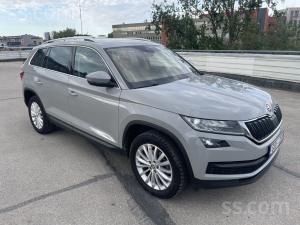 Серый Шкода Kodiaq 2019 в Рига, объемом двигателя 2.00 л и пробегом 144 тыс. км за 21000 €, фото  на AUTOMOTO.COM.LV