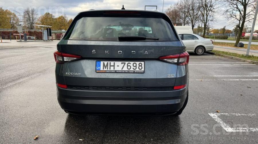 Серый Шкода Kodiaq 2019 в Рига, объемом двигателя 2.00 л и пробегом 140 тыс. км за 24000 €, фото 10 на AUTOMOTO.COM.LV