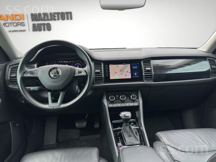 Grey Skoda Kodiaq 2019 in Riga, with an engine capacity of 2.00 L and mileage of 144 thousand km for 21490 €, photo 15 on AUTOMOTO.COM.LV