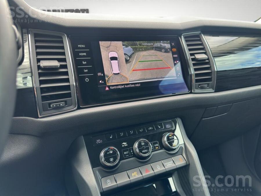 Grey Skoda Kodiaq 2019 in Riga, with an engine capacity of 2.00 L and mileage of 144 thousand km for 21490 €, photo 16 on AUTOMOTO.COM.LV