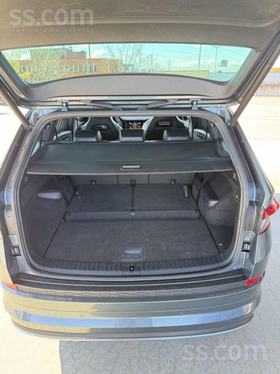 Pelēks Skoda Kodiaq 2019 Rīga, ar dzinēja tilpumu 2.00 L un nobraukumu 170 tūkst. km par 22000 €, foto 21 vietnē AUTOMOTO.COM.LV
