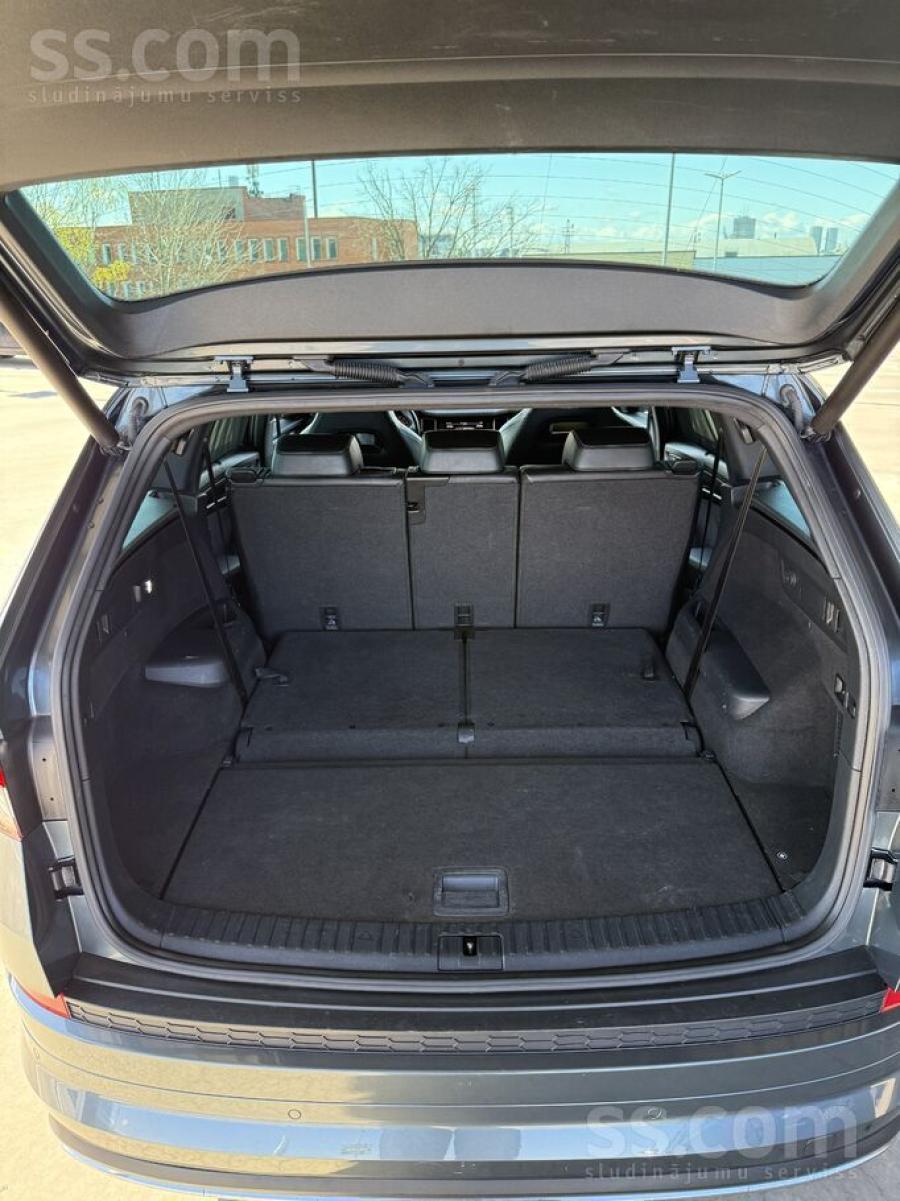 Pelēks Skoda Kodiaq 2019 Rīga, ar dzinēja tilpumu 2.00 L un nobraukumu 170 tūkst. km par 22000 €, foto 23 vietnē AUTOMOTO.COM.LV