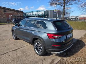 Pelēks Skoda Kodiaq 2019 Rīga, ar dzinēja tilpumu 2.00 L un nobraukumu 210 tūkst. km par 18000 €, foto 4 vietnē AUTOMOTO.COM.LV