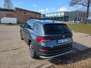 Pelēks Skoda Kodiaq 2019 Rīga, ar dzinēja tilpumu 2.00 L un nobraukumu 210 tūkst. km par 18000 €, foto 5 vietnē AUTOMOTO.COM.LV