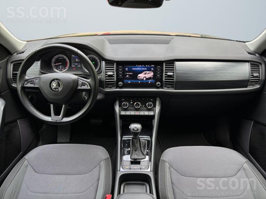 Grey Skoda Kodiaq 2019 in Riga, with an engine capacity of 1.50 L and mileage of 106 thousand km for 18700 €, photo 11 on AUTOMOTO.COM.LV