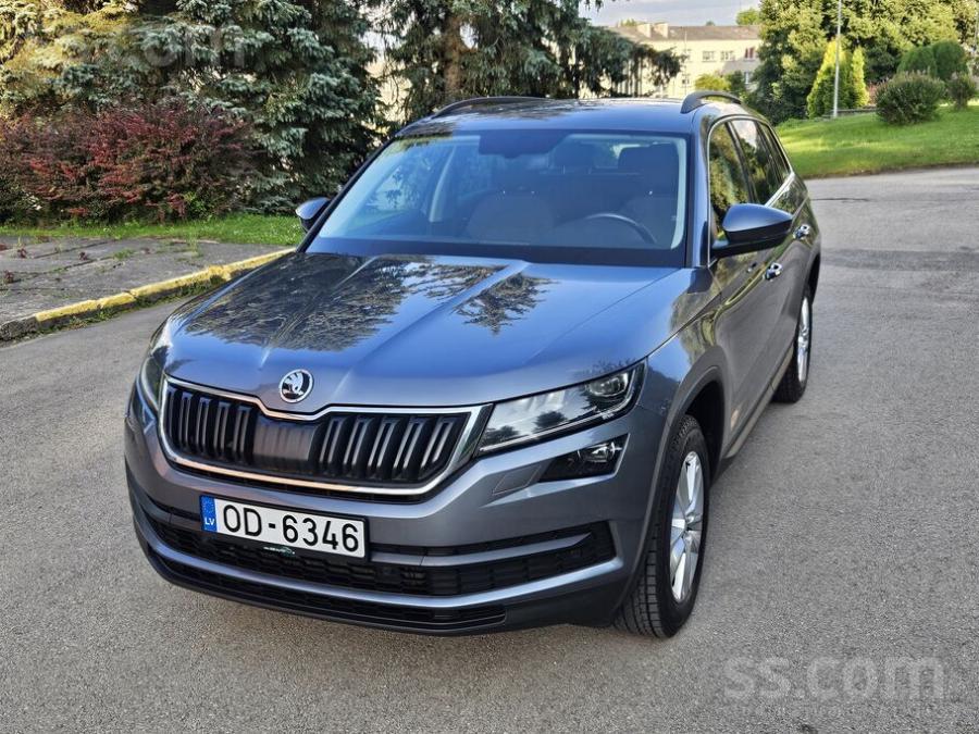 Grey Skoda Kodiaq 2019 in Jekabpils, with an engine capacity of 1.50 L and mileage of 269 thousand km for 15490 €, photo 3 on AUTOMOTO.COM.LV
