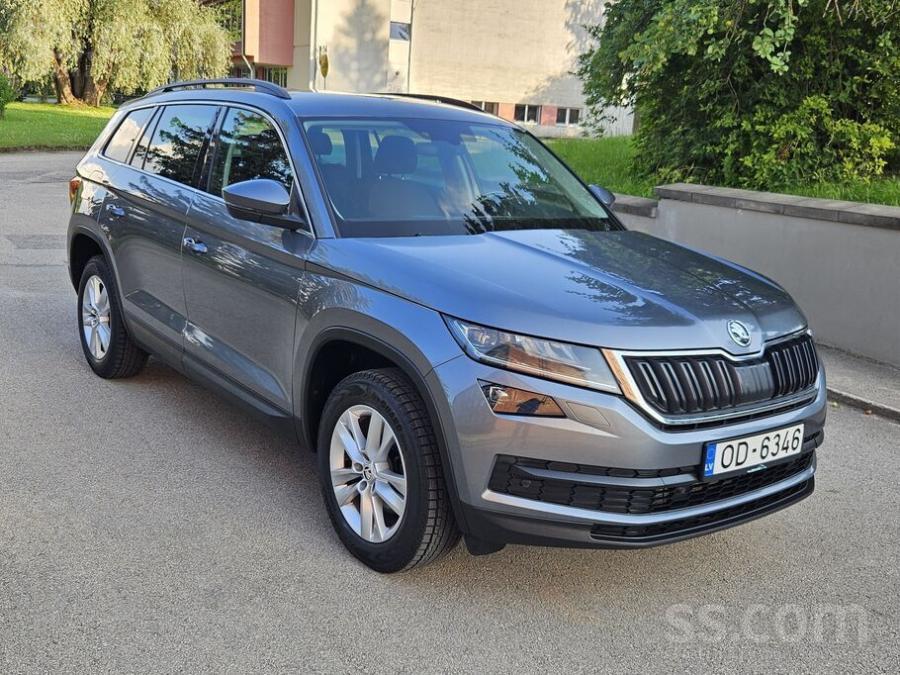 Grey Skoda Kodiaq 2019 in Jekabpils, with an engine capacity of 1.50 L and mileage of 269 thousand km for 15490 €, photo 5 on AUTOMOTO.COM.LV