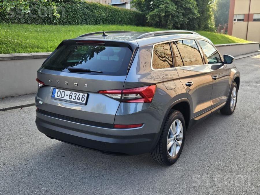 Grey Skoda Kodiaq 2019 in Jekabpils, with an engine capacity of 1.50 L and mileage of 269 thousand km for 15490 €, photo 9 on AUTOMOTO.COM.LV