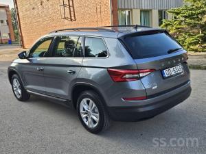 Grey Skoda Kodiaq 2019 in Jekabpils, with an engine capacity of 1.50 L and mileage of 269 thousand km for 15490 €, photo 11 on AUTOMOTO.COM.LV