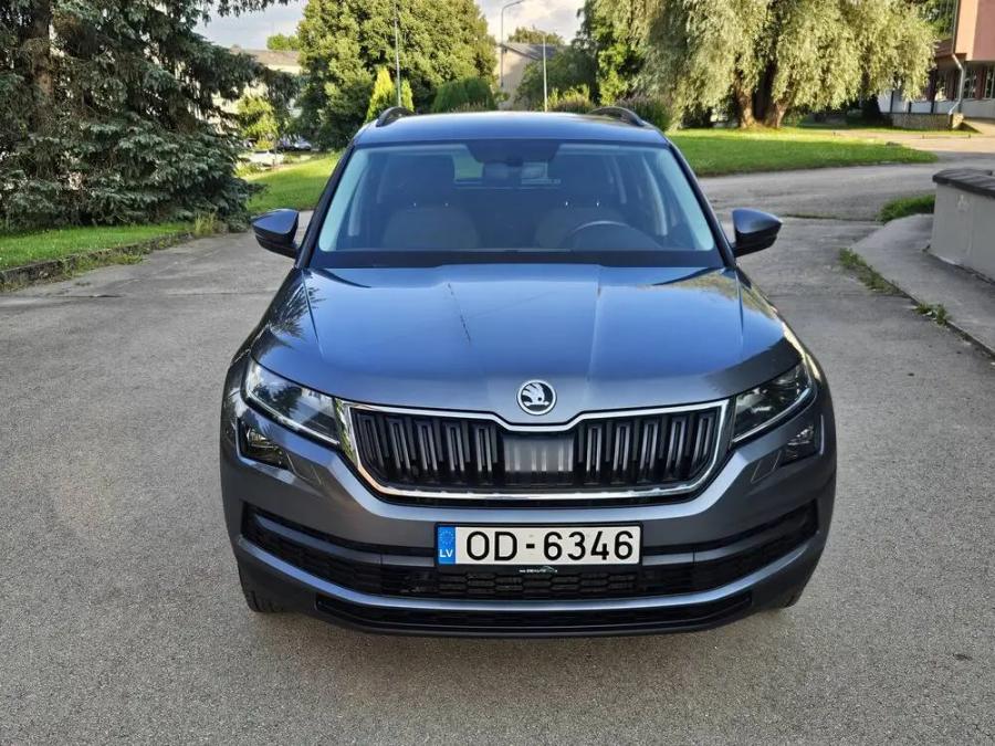Pelēks Skoda Kodiaq 2019 Jēkabpils, ar dzinēja tilpumu 1.50 L un nobraukumu 269 tūkst. km par 15490 €, foto 4 vietnē AUTOMOTO.COM.LV