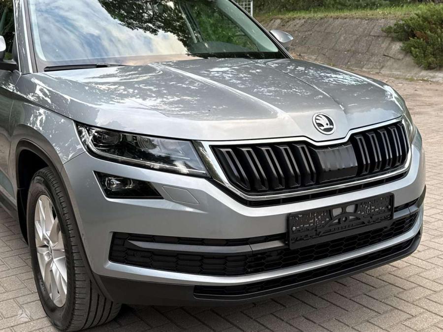 Серый Шкода Kodiaq 2019 в Пренай, объемом двигателя 2.00 л и пробегом 240 тыс. км за 16200 €, фото 12 на AUTOMOTO.COM.LV