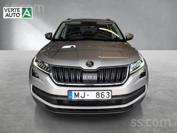 Серый Шкода Kodiaq 2019 в Рига, объемом двигателя 1.50 л и пробегом 87 тыс. км за 20490 €, фото 2 на AUTOMOTO.COM.LV