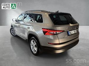 Pelēks Skoda Kodiaq 2019 Rīga, ar dzinēja tilpumu 1.50 L un nobraukumu 87 tūkst. km par 20490 €, foto 7 vietnē AUTOMOTO.COM.LV