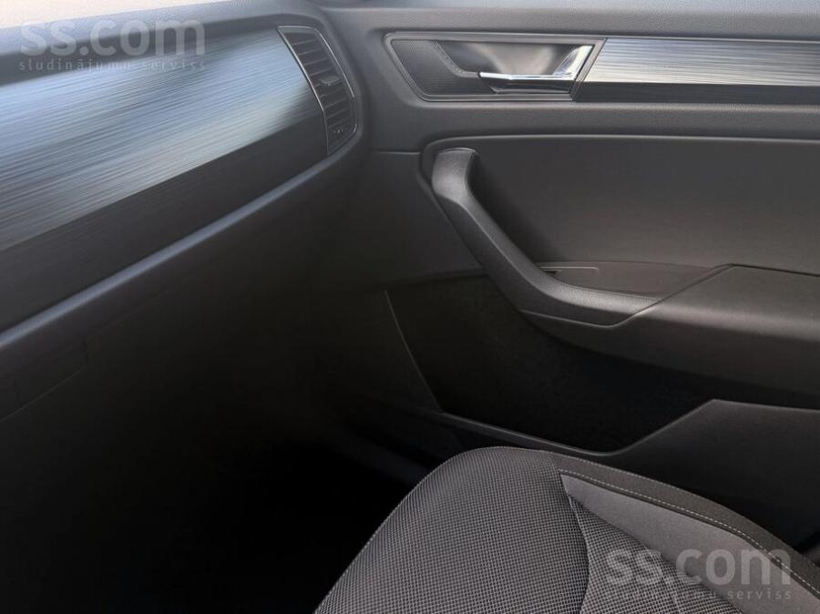 Pelēks Skoda Kodiaq 2019 Rīga, ar dzinēja tilpumu 1.50 L un nobraukumu 87 tūkst. km par 20490 €, foto 14 vietnē AUTOMOTO.COM.LV