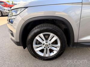 Pelēks Skoda Kodiaq 2019 Rīga, ar dzinēja tilpumu 1.50 L un nobraukumu 87 tūkst. km par 20490 €, foto 27 vietnē AUTOMOTO.COM.LV