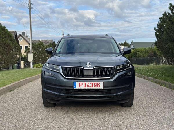 Pelēks Skoda Kodiaq 2019 Viļņa, ar dzinēja tilpumu 1.98 L un nobraukumu 177 tūkst. km par 22500 €, foto 9 vietnē AUTOMOTO.COM.LV