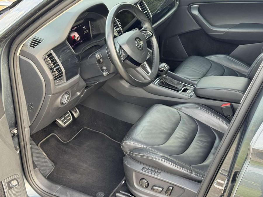 Pelēks Skoda Kodiaq 2019 Viļņa, ar dzinēja tilpumu 1.98 L un nobraukumu 177 tūkst. km par 22500 €, foto 18 vietnē AUTOMOTO.COM.LV