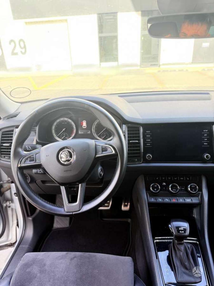 Pelēks Skoda Kodiaq 2019 Viļņa, ar dzinēja tilpumu 1.97 L un nobraukumu 262 tūkst. km par 18250 €, foto 13 vietnē AUTOMOTO.COM.LV